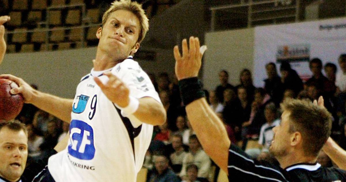 Henrik Hansen på vej til Ademar Leon - Jyllands-Posten