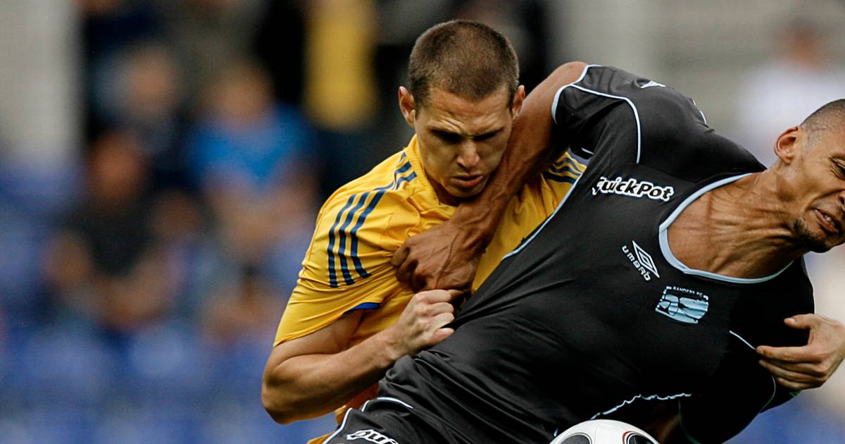 Kæmpe-forskel i topkamp - Jyllands-Posten