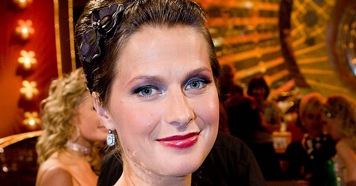 Andrea Rudolph dropper tv-karrieren