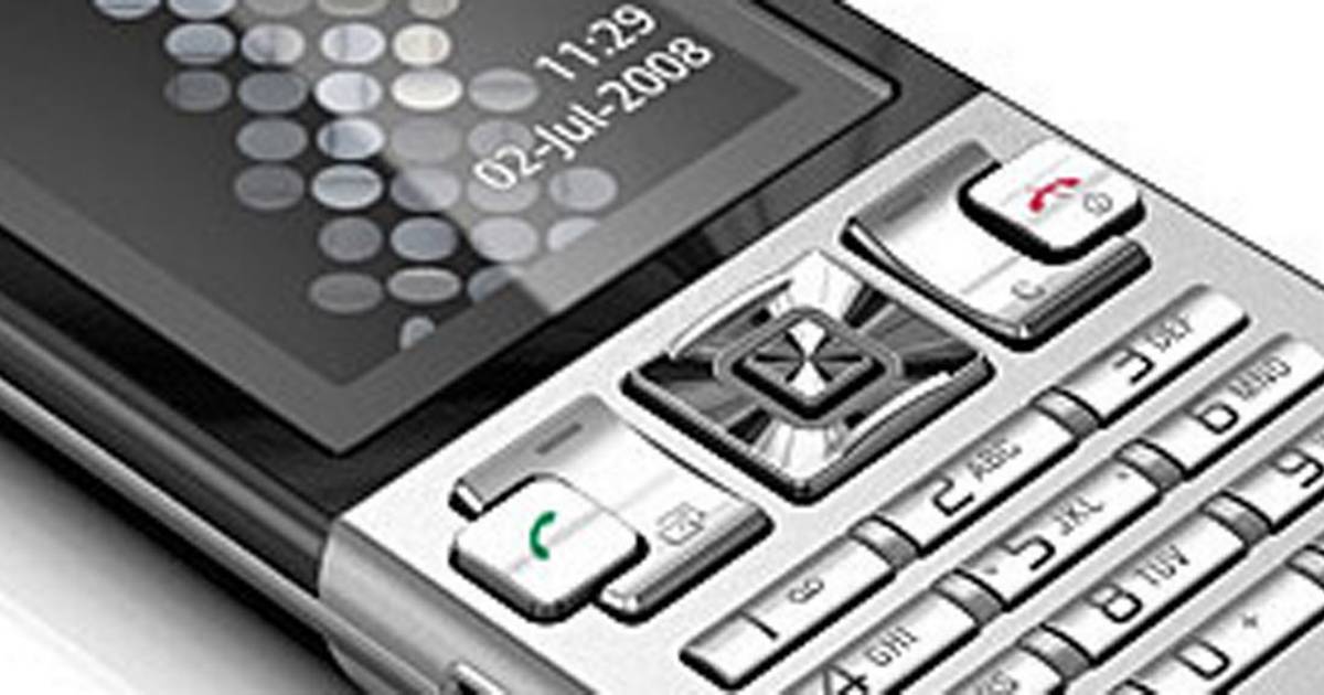 Test: Ericsson T700 - for de design-mindede - Jyllands-Posten