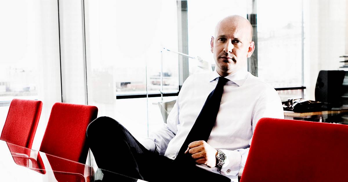 Forretningsmand vil indløse værdiløse gavekort - Jyllands-Posten