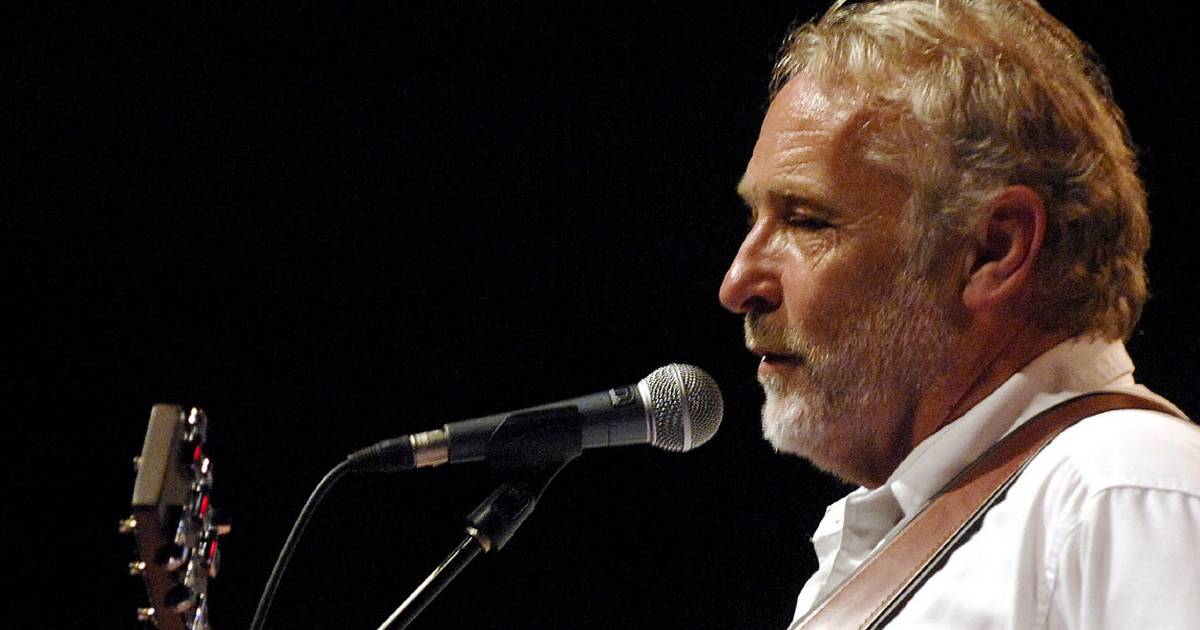 Niels Hausgaard (Vostrup Teater- og Musikhus ved Ringkøbing Fjord ...