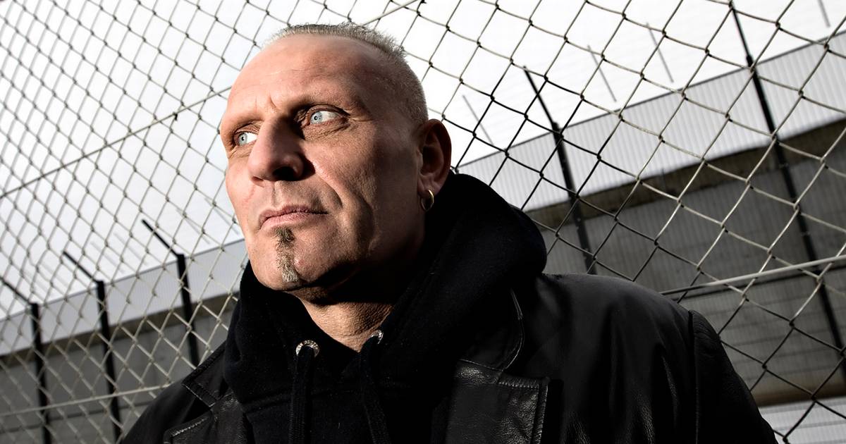 Tidligere rocker hjælper minister i bandekrigen - Jyllands-Posten