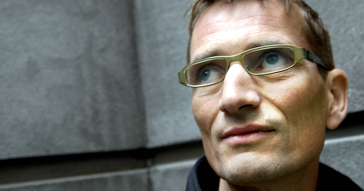 Inderne holder øje med Holck - Jyllands-Posten