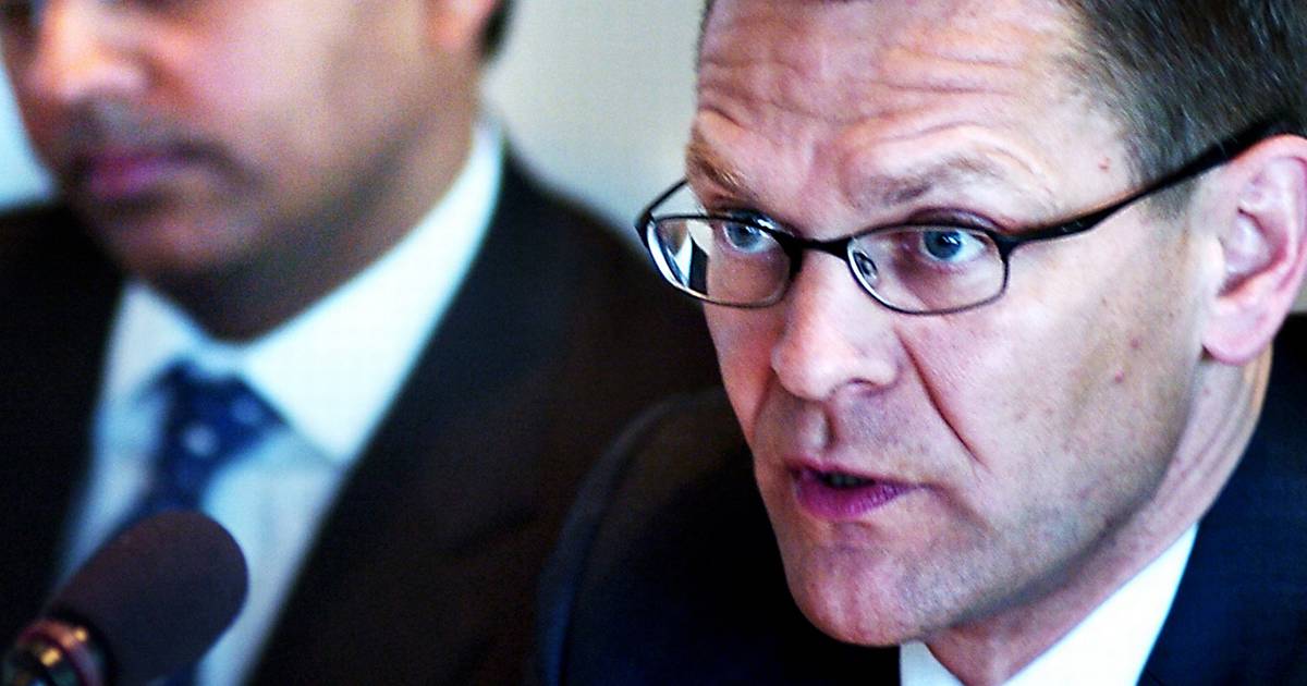 Gulddreng indtager bank-toppen