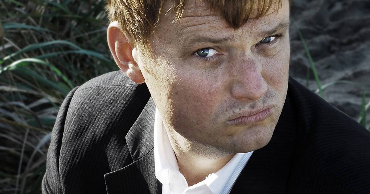 Brian Dan Christensen: Øen med de ni broer