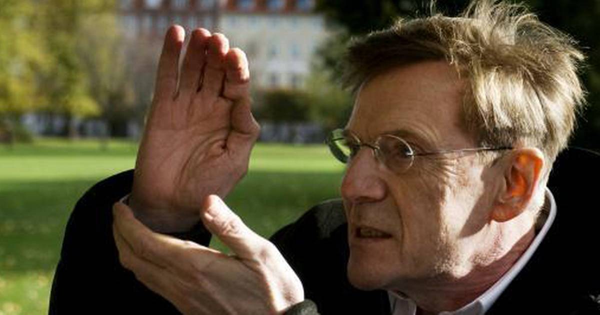 Skuespiller hædres for dronningekritik - Jyllands-Posten