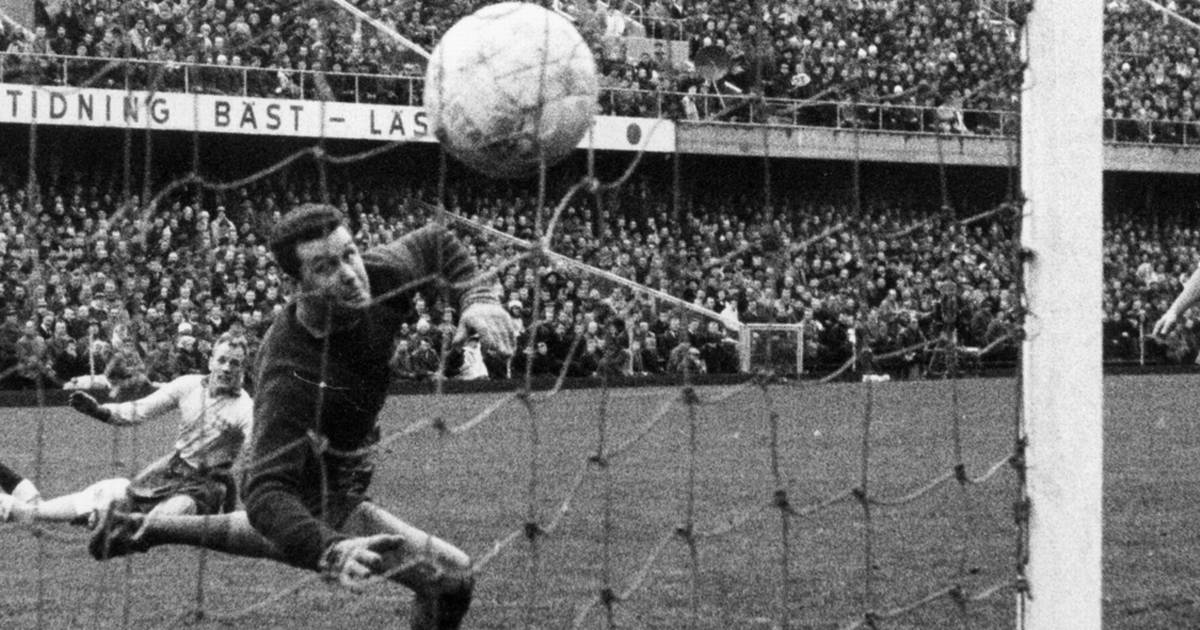 Da de glemte semifinalister gik på værtshus før kampen - Jyllands-Posten