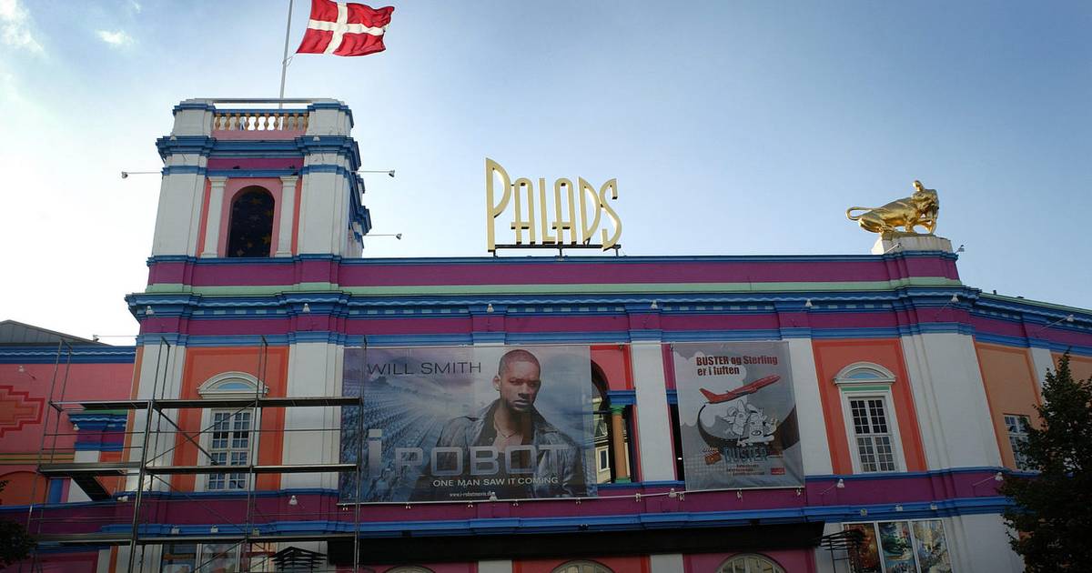 Biografgængere overfaldet midt under film - Jyllands-Posten