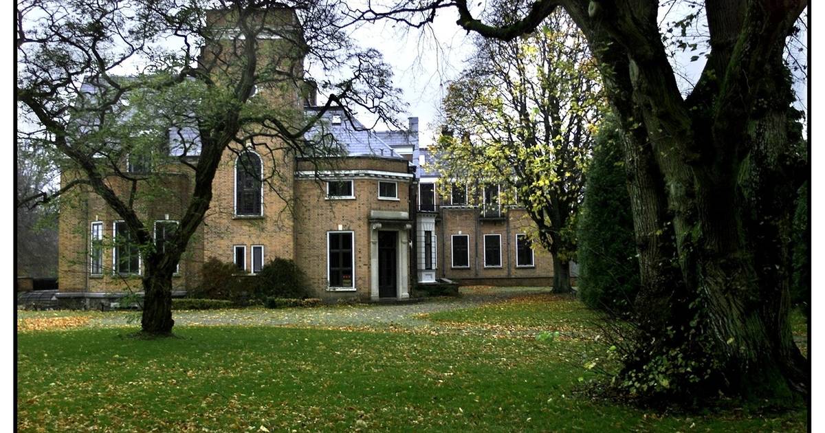 Dansk slot til salg for 100 mio. - Jyllands-Posten