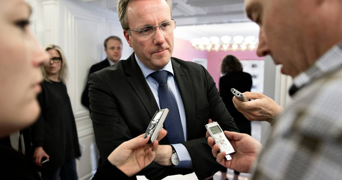 Minister afviser at hjælpe Yuying Zhang - Finans