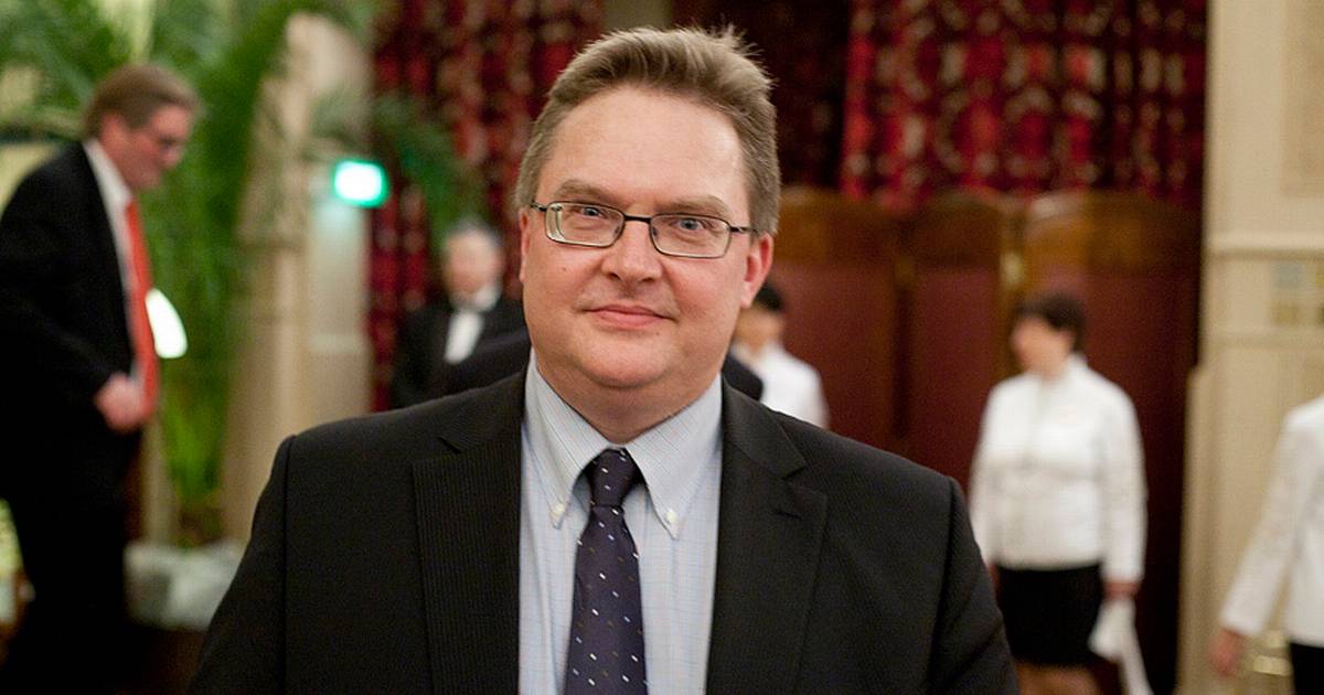 Finder ro med fly og tanks