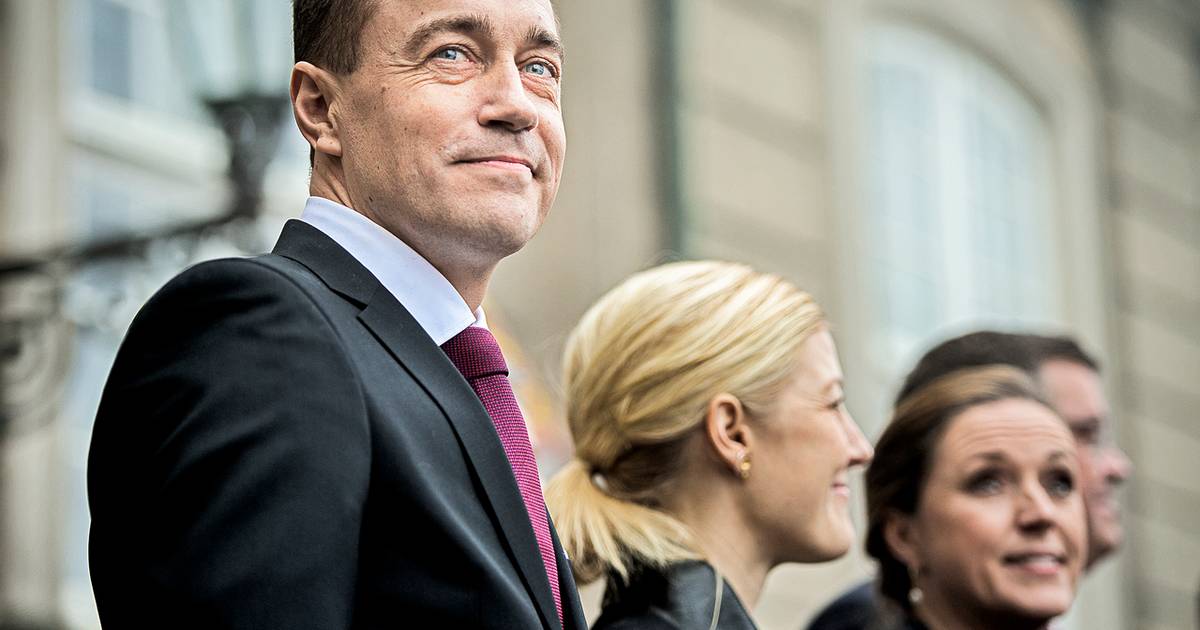 Transportminister: DSB skal kunne fyres - Jyllands-Posten