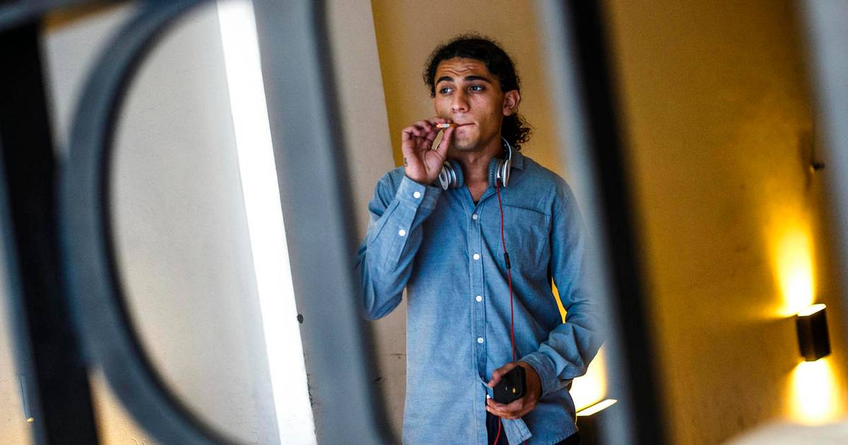 Digters søster: Yahya blev slået og forfulgt - Jyllands-Posten