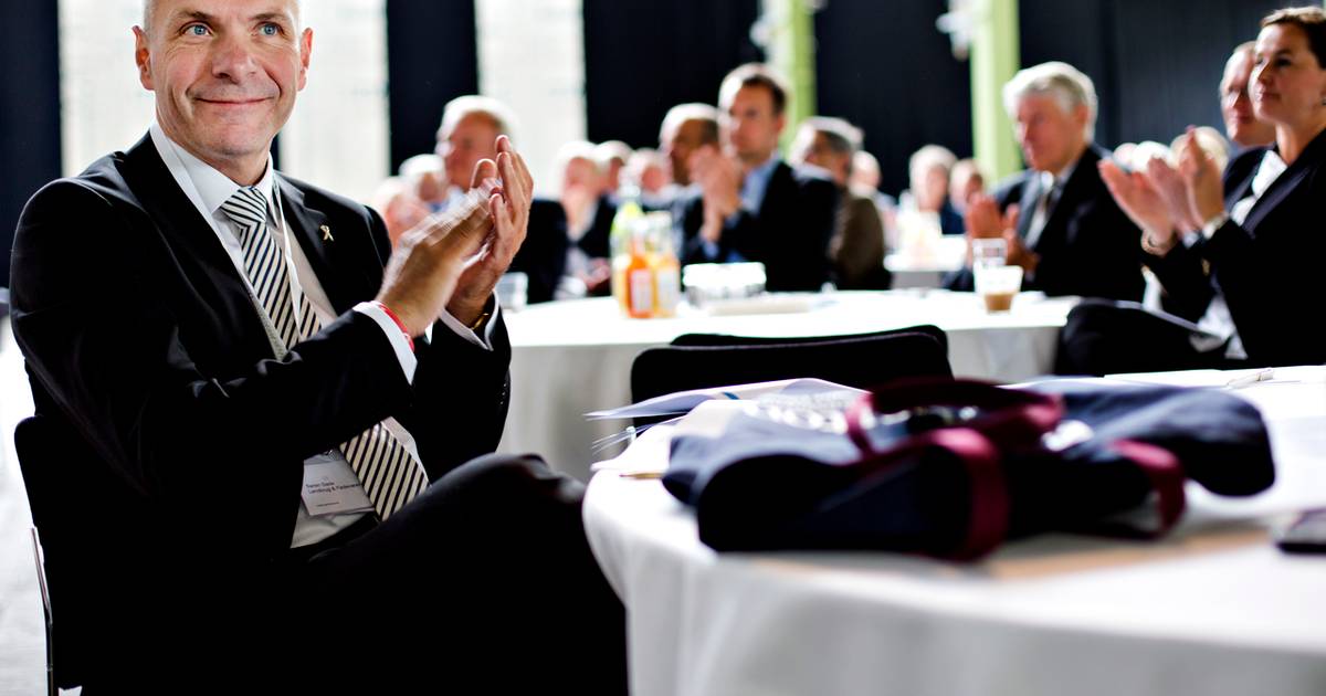 Formand: Gade har været meget ude af huset - Jyllands-Posten