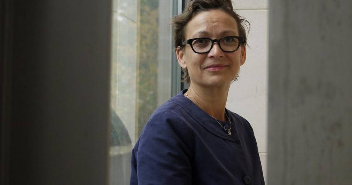 Stor indsigt og historisk overblik - Jyllands-Posten