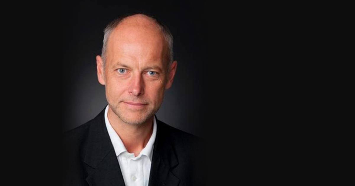 Hans arbejde er smertefuldt - Jyllands-Posten