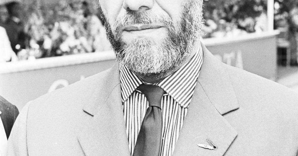 Danmarks største forfatter - Jyllands-Posten