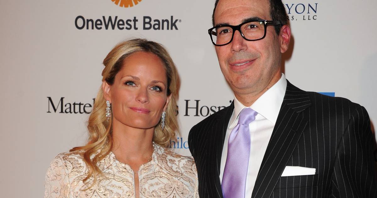 Manden bag »Mad Max« skal rejse en milliard dollars for Donald Trump ...