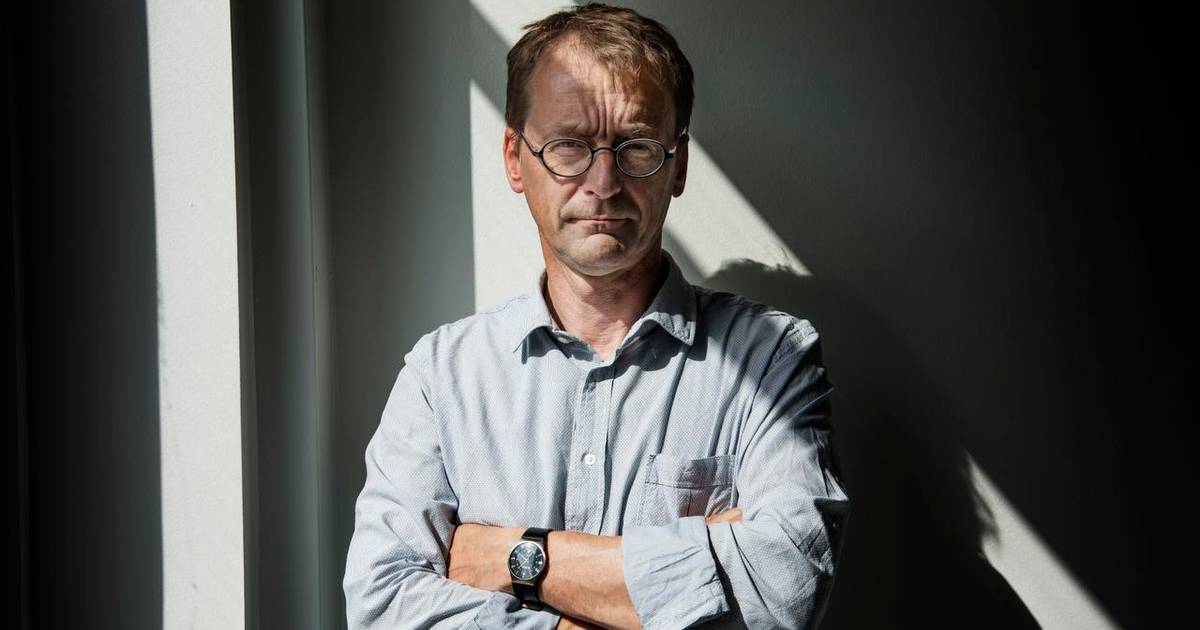 Superprofessoren, der ikke kan lade være med at blande sig - Jyllands ...