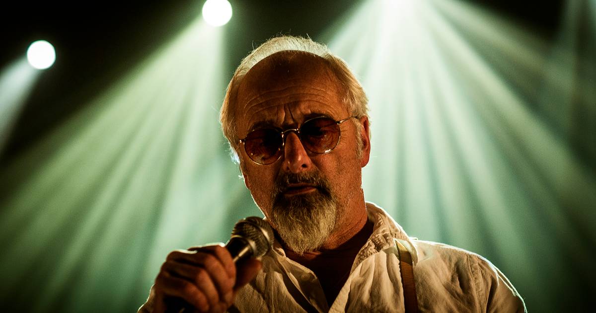 Allan Olsen, Gjethuset, Frederiksværk - Jyllands-Posten