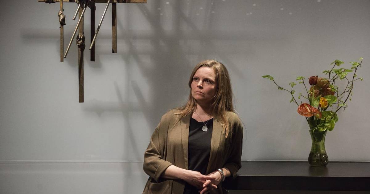 Hun giver de syge håb i mørket - Finans