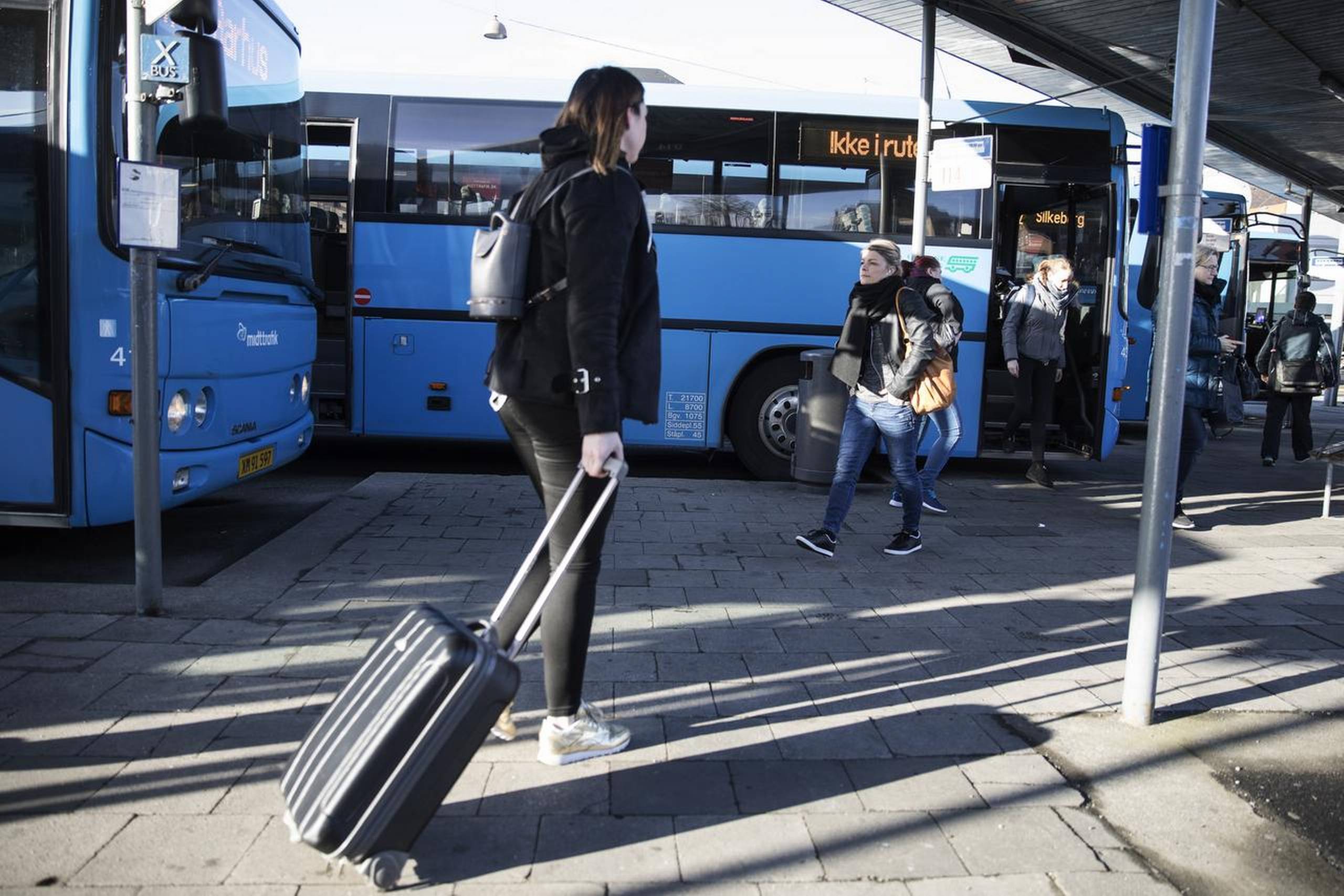 »Det er luksus at køre i tog – det er l... at køre i bus« - Jyllands-Posten