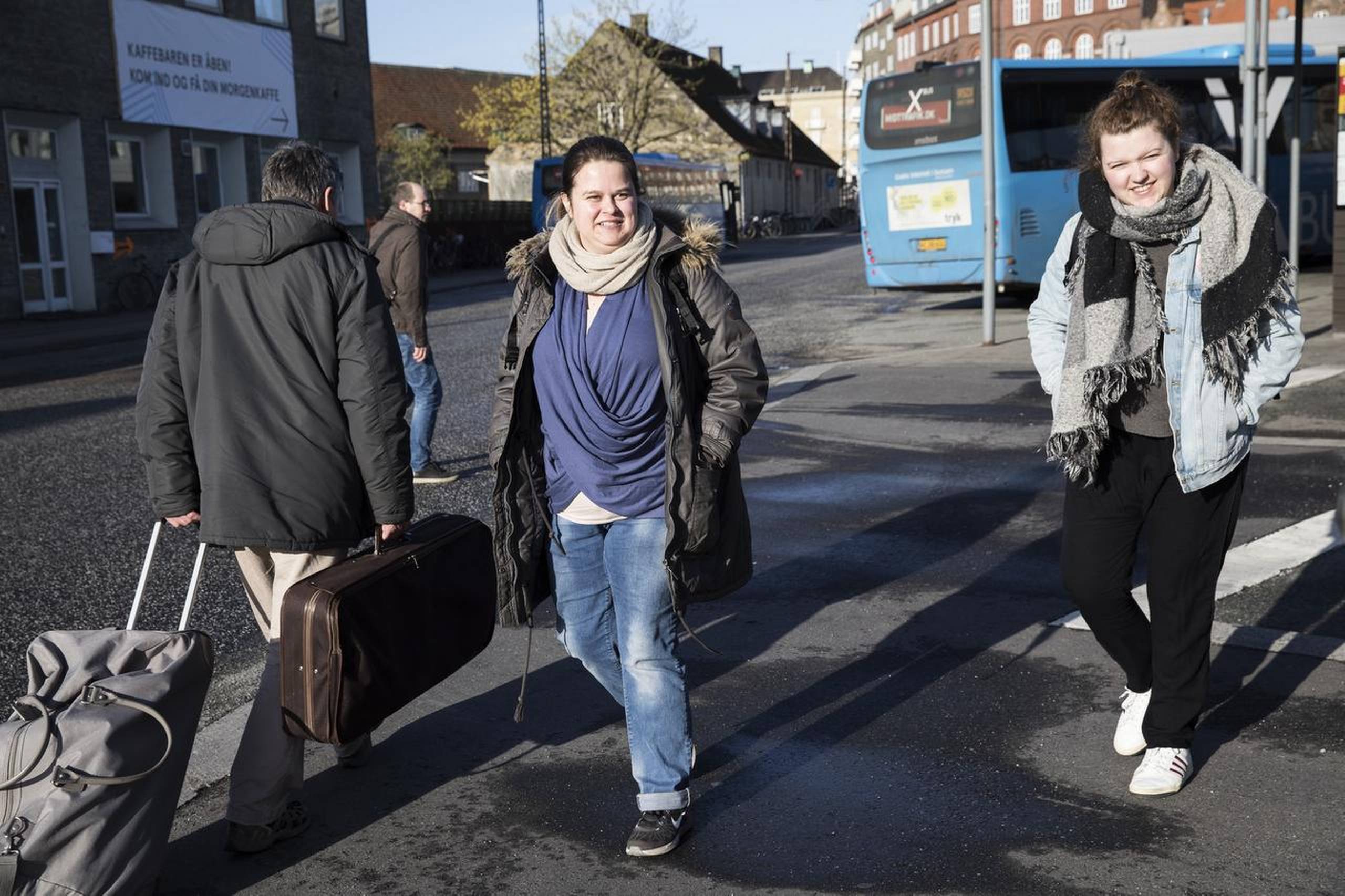 »Det er luksus at køre i tog – det er l... at køre i bus« - Jyllands-Posten
