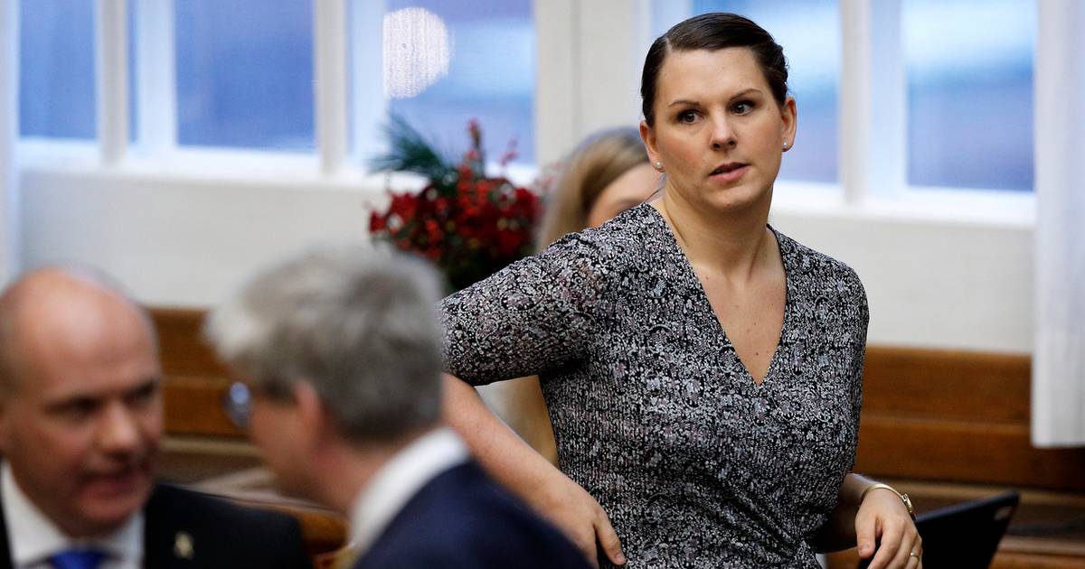 Fem skarpe til Mette Abildgaard om Landbrugspakken - Jyllands-Posten